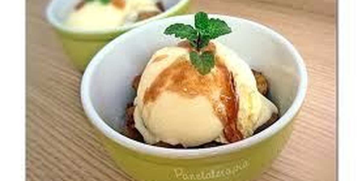 Aprenda a fazer fruta quente com mel e canela, ideal para a estação ...