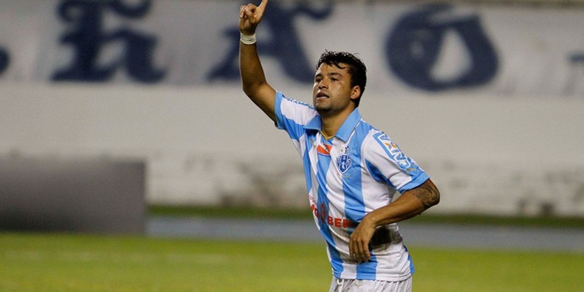 Após polêmicas do rebaixamento da Portuguesa, Héverton anuncia sua ...