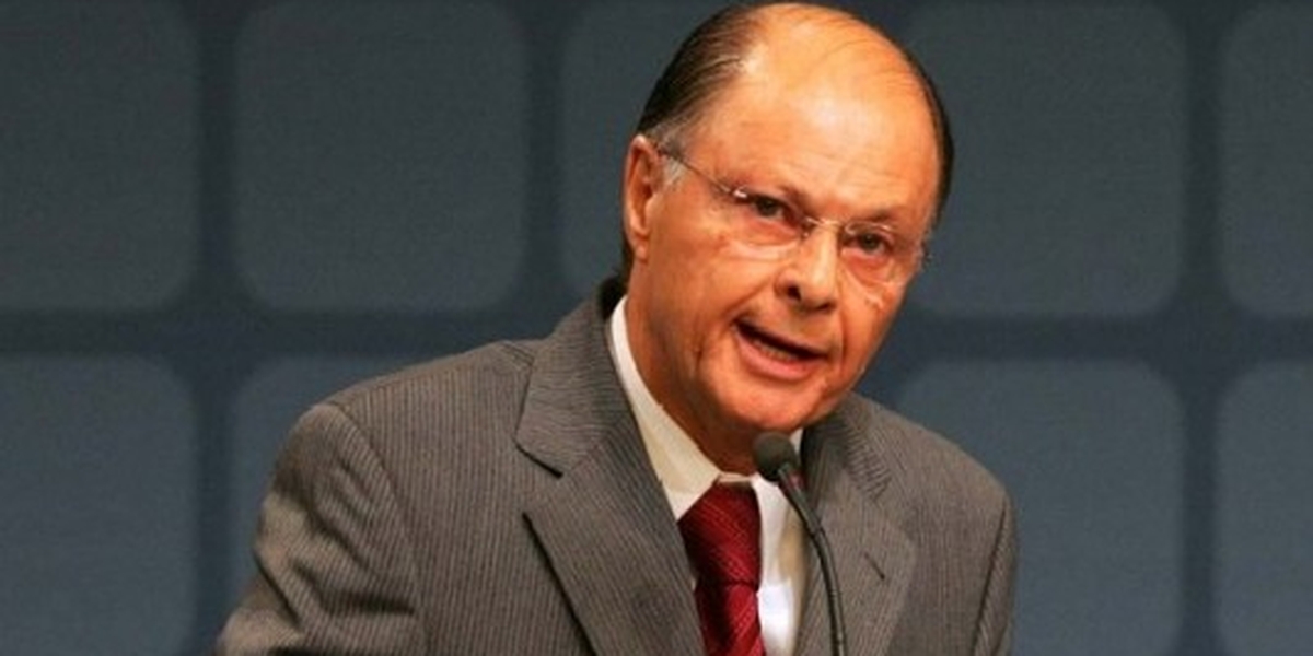 Bispo Edir Macedo fala sobre o Templo de Salomão e outros assuntos em ...