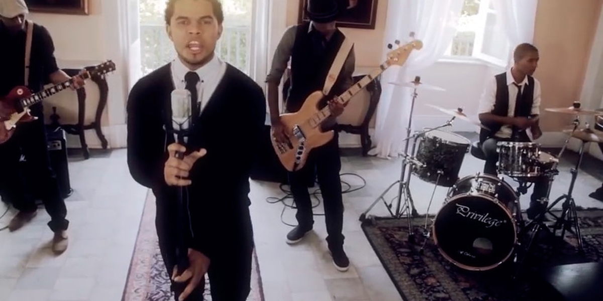 Banda Profetiza divulga a capa de seu primeiro álbum "Mais Amor ...