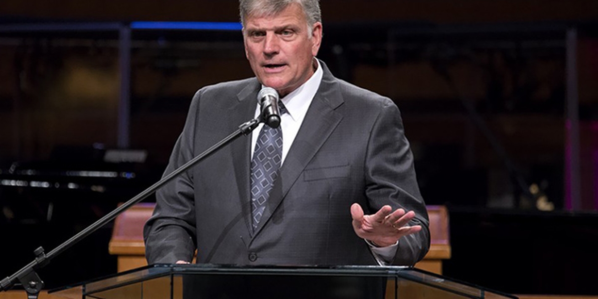 Pastor Franklin Graham envia mensagem à comunidade LGBT: "O mundo está ...