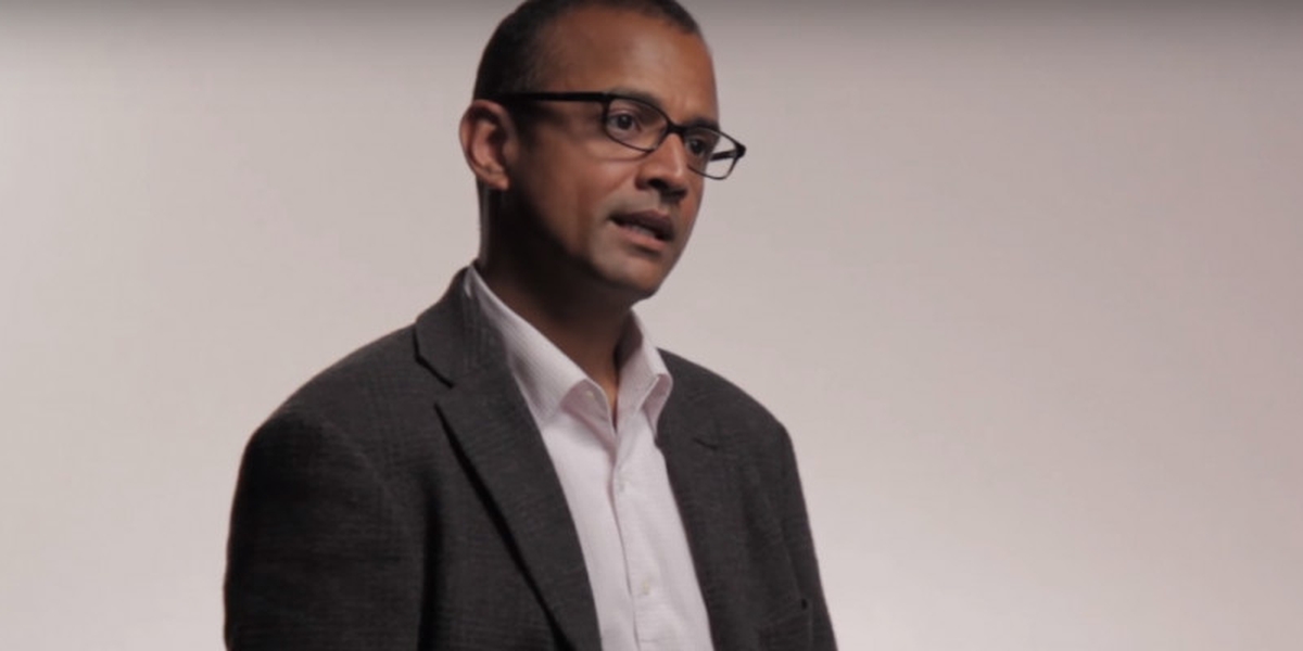 Sacerdote deixa hinduísmo ao entrar em uma igreja pela primeira vez ...