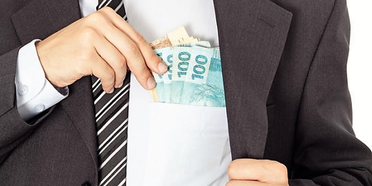 "Foi nessa promiscuidade que eu me perdi" - Guiame