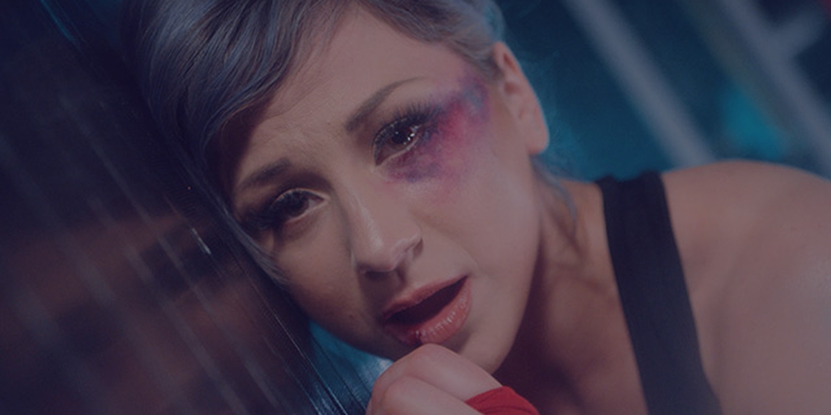 Jen Ledger lança o clipe de "Not Dead Yet", o primeiro single de seu ...