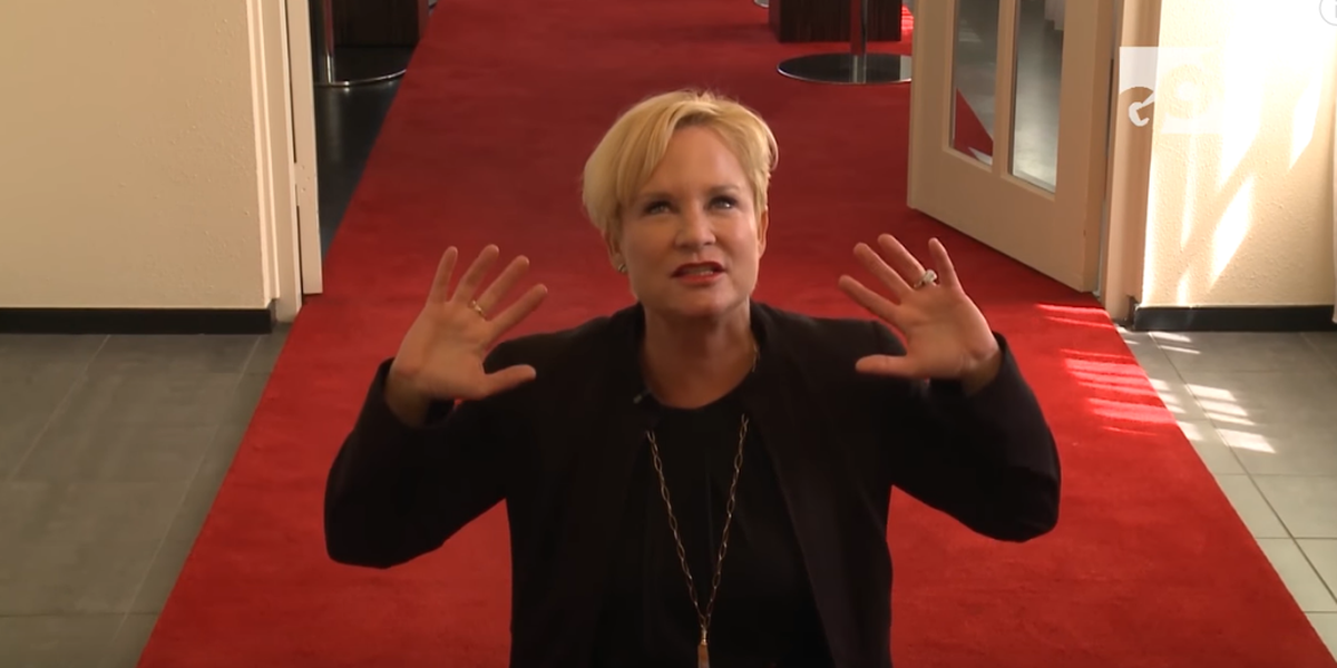 Heidi Baker diz que para Deus controlar sua vida, deixa sua ‘carne morrer diariamente’ - Guiame