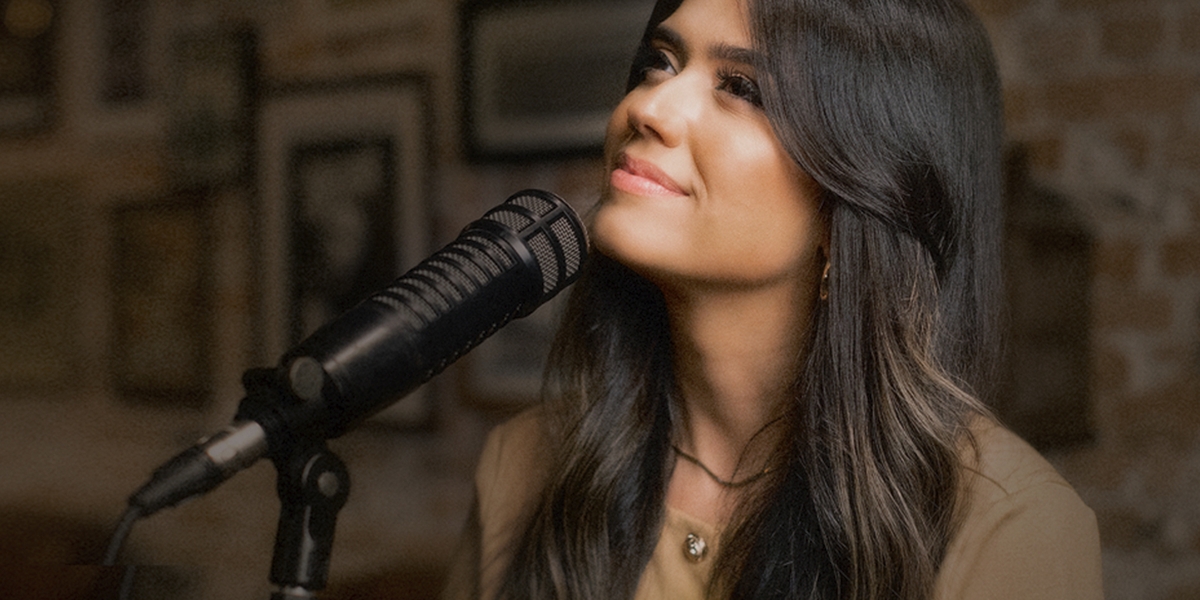 Milena lança nova versão do clássico "Aclame ao Senhor", em seu ...