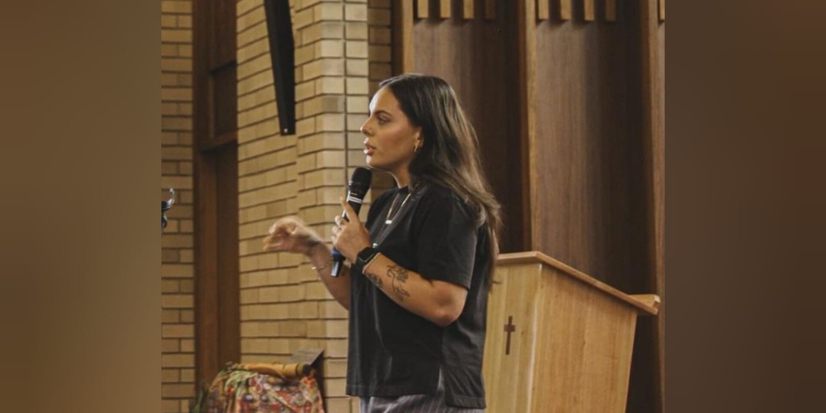 Após aceitar Jesus, ex-recrutadora do OnlyFans alerta sobre os males do ...