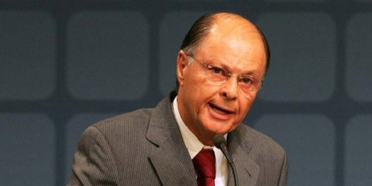 Bispo Edir Macedo fala sobre o Templo de Salomão e outros assuntos em ...