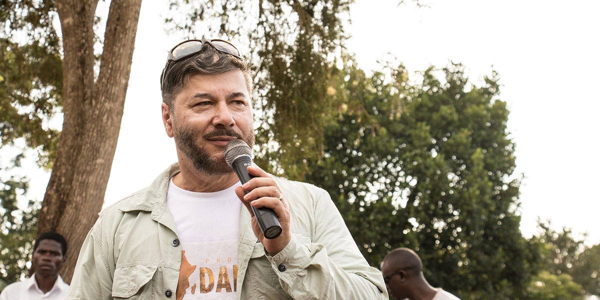 Joel Engel lembra como surgiu a Escola Profética, após avivamento no ...