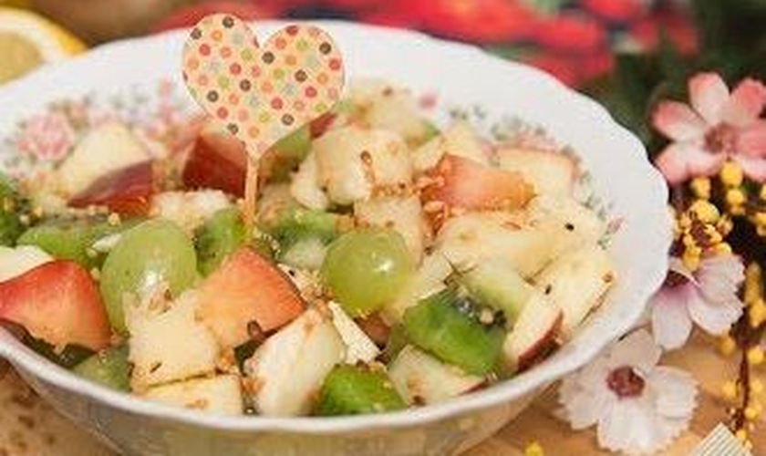 Salada de Frutas com Mel e Limão - Guiame