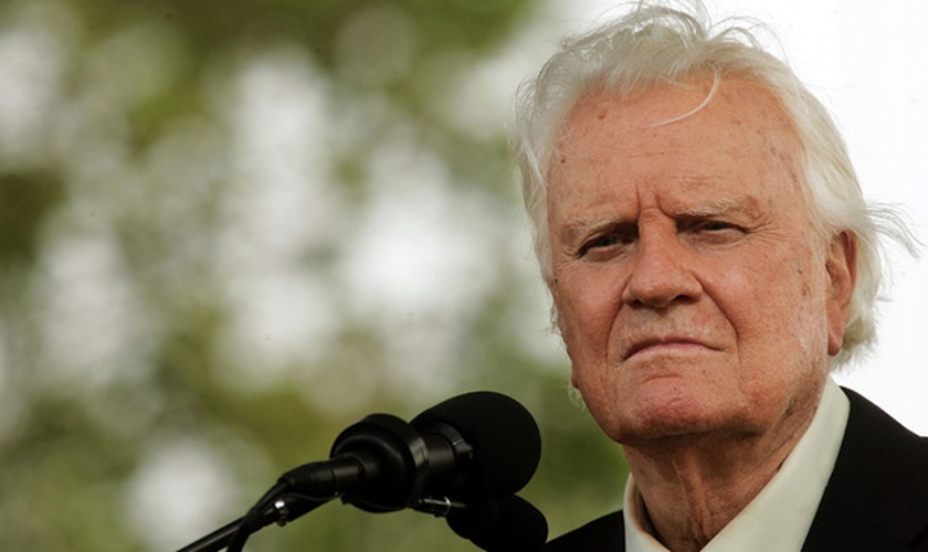 "Preparem-se para a perseguição", alerta Pastor Billy Graham às igrejas ...