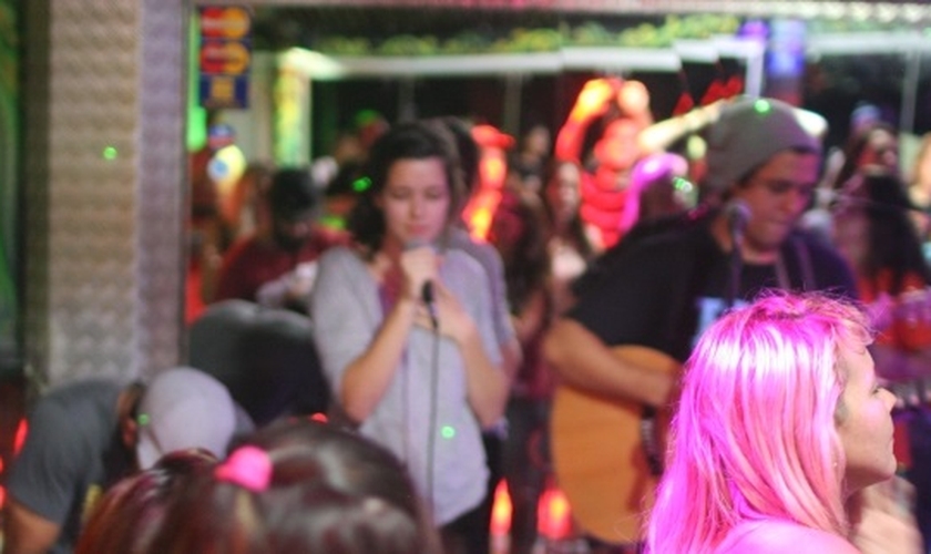 Na luta contra a exploração sexual, missão Iris Fortaleza realiza culto ...