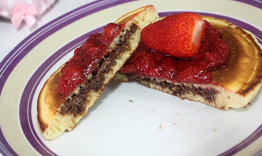 Panqueca Americana Recheada de Nutella - Guiame
