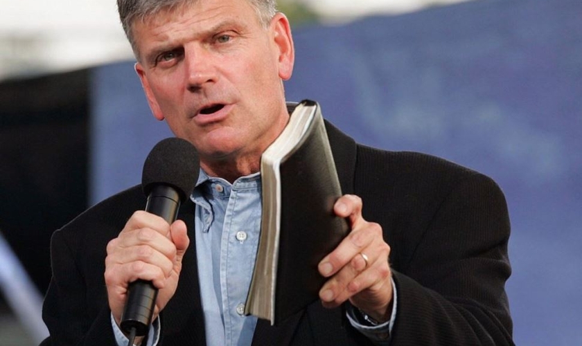 Pastor Franklin Graham desafia cristãos: "Pelo quê você levaria um tiro ...