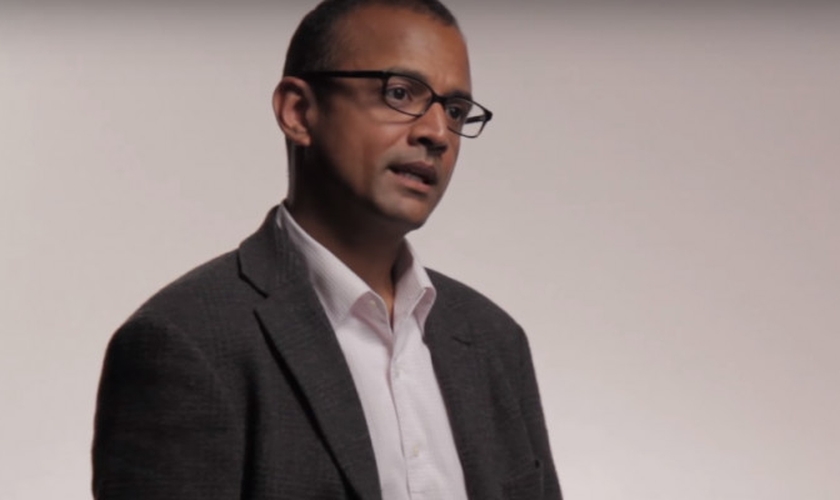 Sacerdote deixa hinduísmo ao entrar em uma igreja pela primeira vez ...