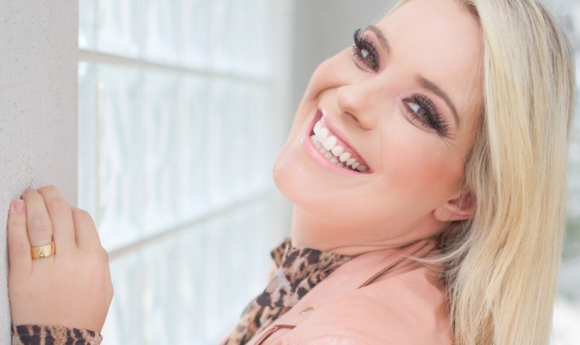 Mariana Valadão se prepara para gravar novo CD e anuncia data do ...