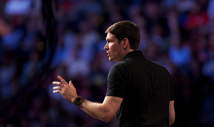 “Deus criou os homens para trabalhar duro e prover suas famílias ...