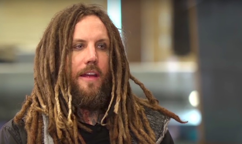Brian Welch falou sobre seu passado de vícios e sua jornada de ...
