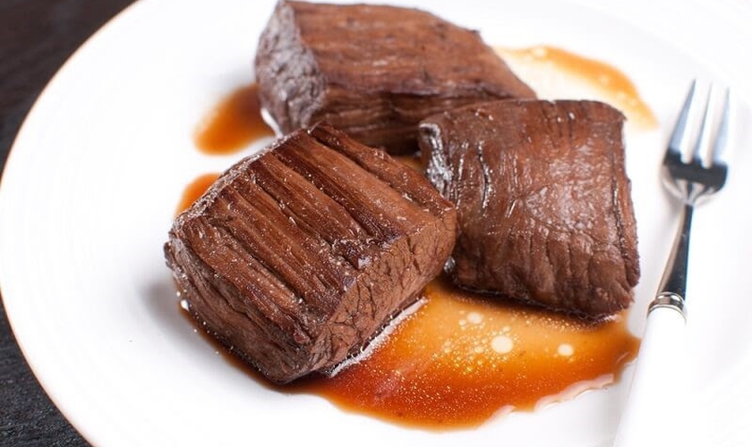 Alcatra em cubos com vinho - Guiame