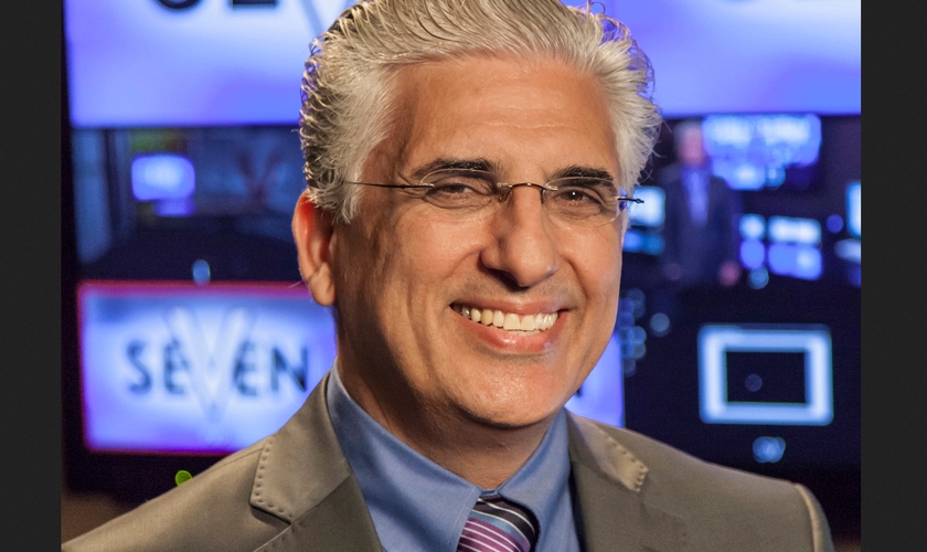 Após abandonar o Islã, homem compartilha Jesus com mais de 1 milhão de ...