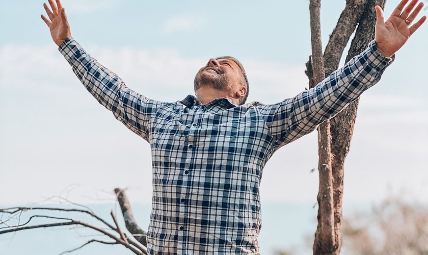 “Precisamos entender que Deus é fiel conosco, mas devemos ser fiéis a ...