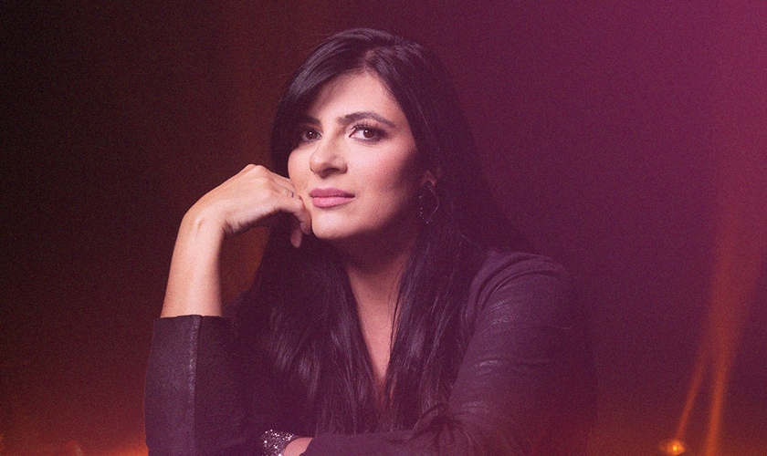 Fernanda Brum lança 2º EP de "Reunion" ao vivo no canal da Sony - Guiame