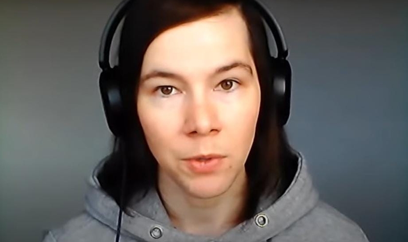 “Viver como homem não resolveu meus problemas”, diz mulher arrependida ...