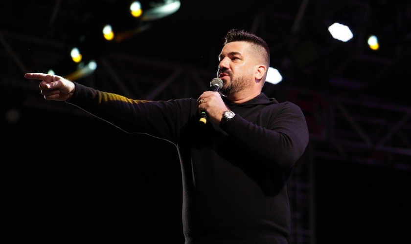 Felippe Valadão é denunciado ao MP por criticar despachos de umbanda em ...