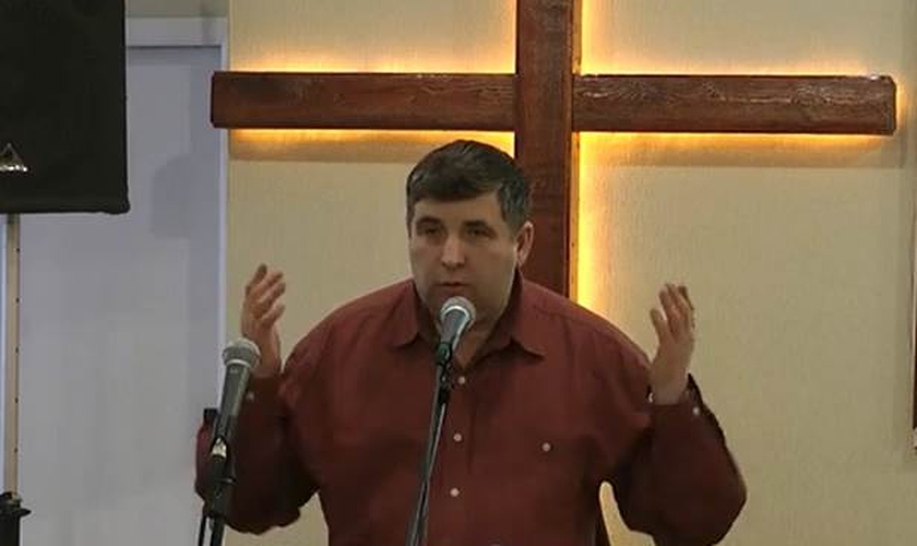 Pastor ucraniano é sequestrado por tropas russas; igreja pede orações ...