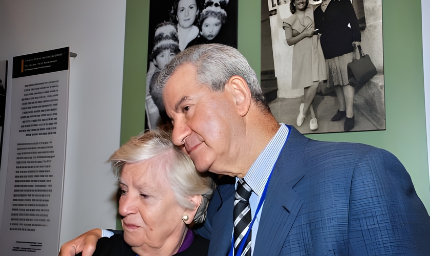 Professora que salvou 300 crianças do Holocausto morre aos 100 anos ...