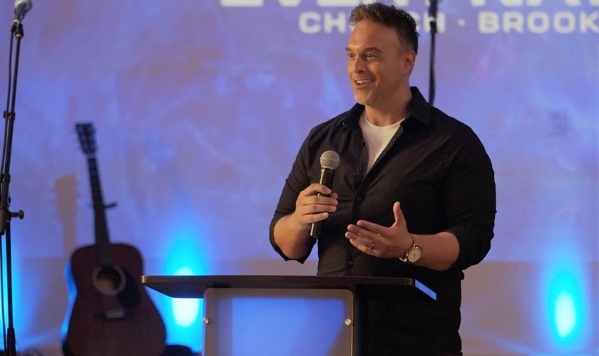 Ex-ator pornô que se tornou pastor ensina como vencer as tentações: “É ...