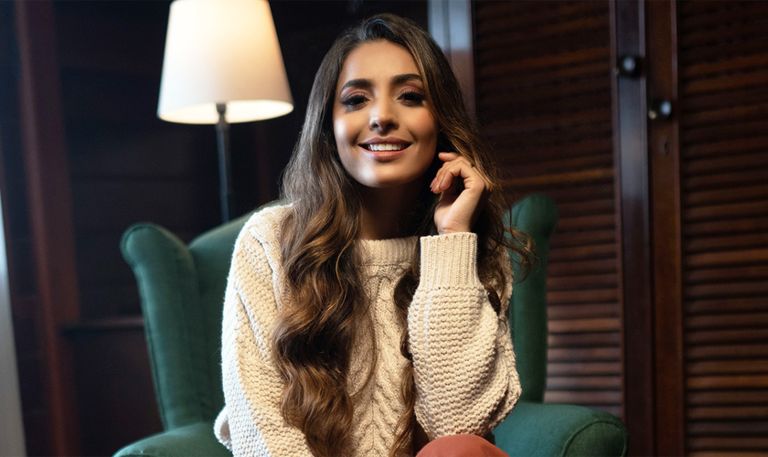 Mari Borges faz releitura de “Tá Chorando Por Quê?” - Guiame