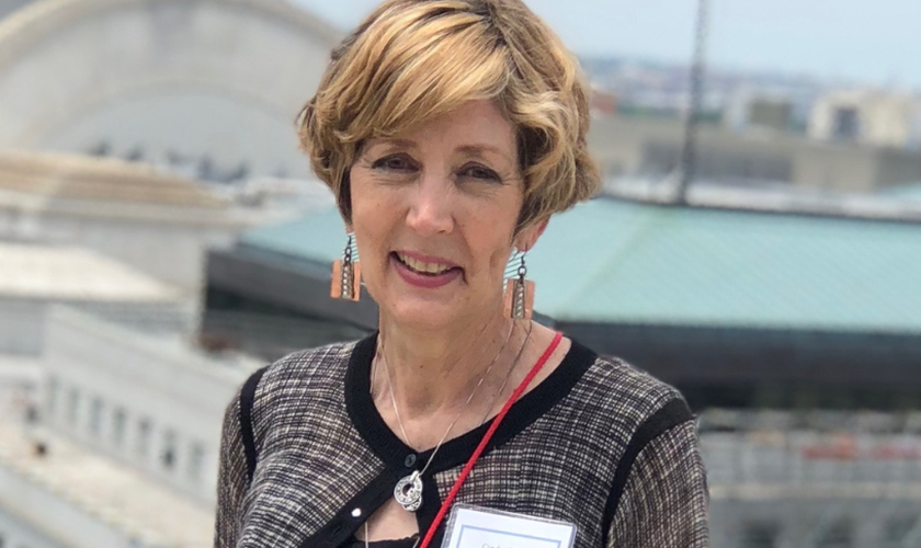 Mulher que fez múltiplos abortos encontra Jesus e salva 38 mil bebês ...