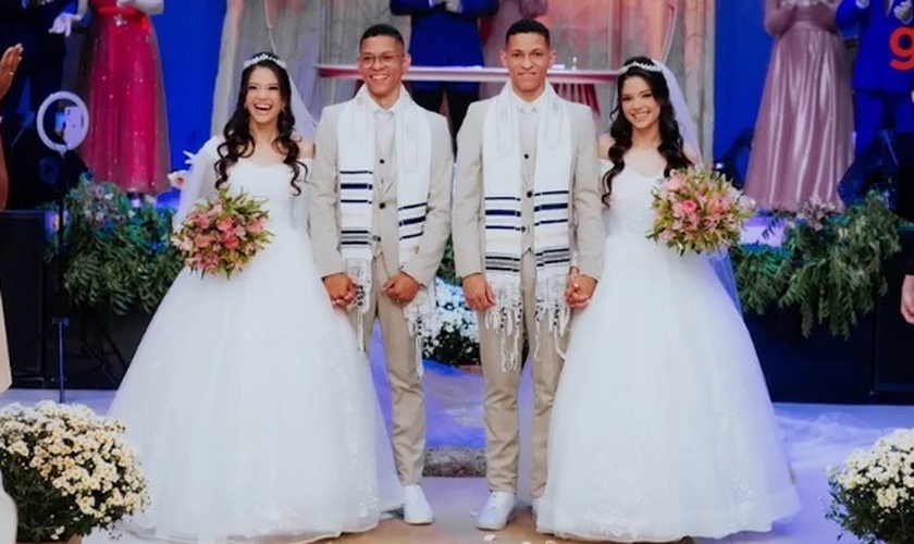 Irmãs gêmeas se casam com irmãos gêmeos: ‘A presença de Deus nos uniu ...